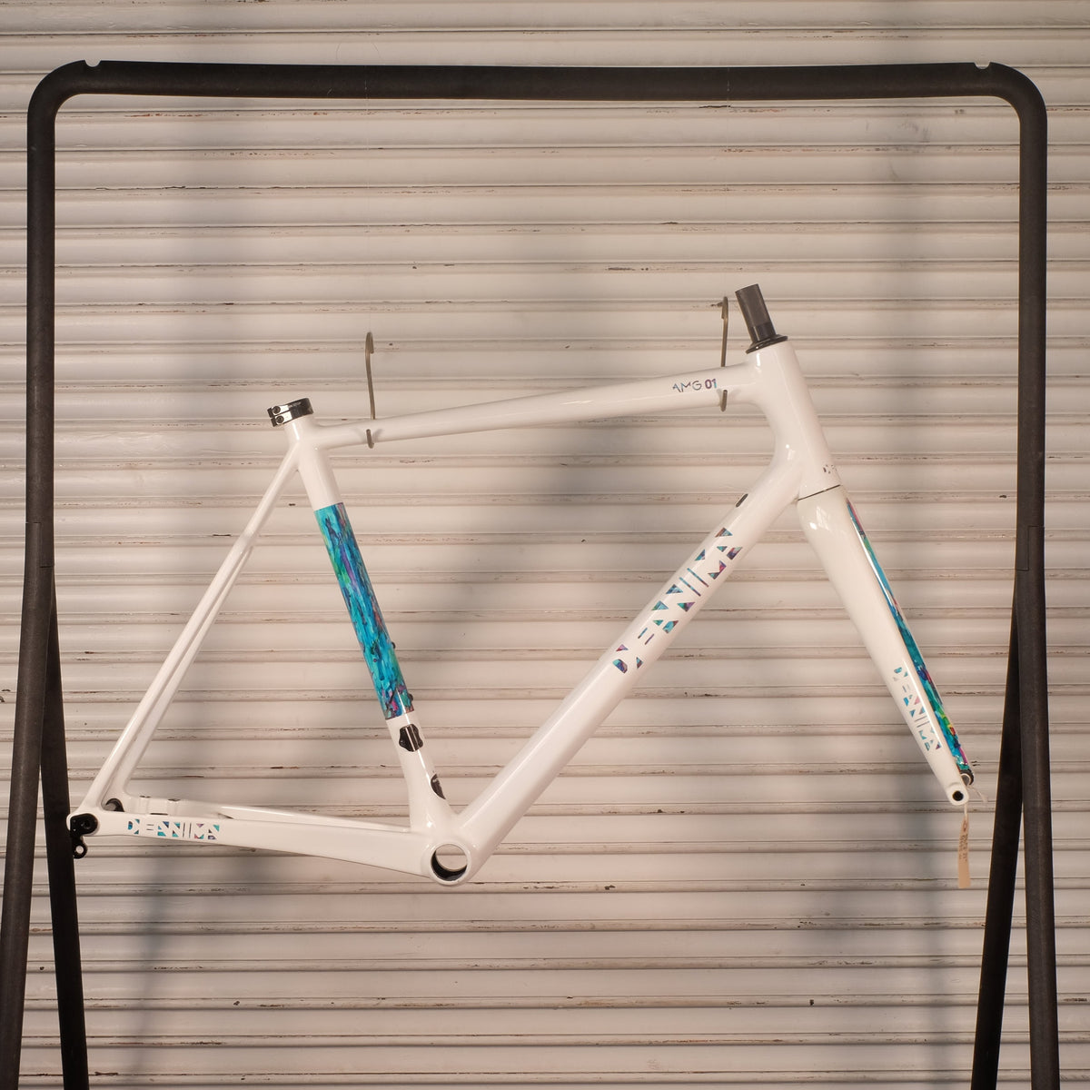 DEANIMA AMG Road Disc Custom Frameset – Blacksmith Cycle