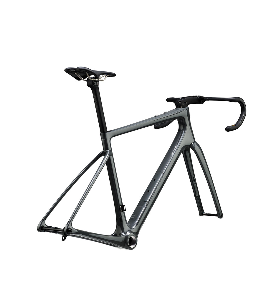 Enve Bikes – Blacksmith Cycle